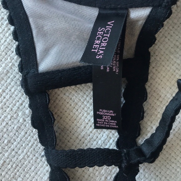 Victoria's Secret | Intimates & Sleepwear | 32 D Bra | Poshmark